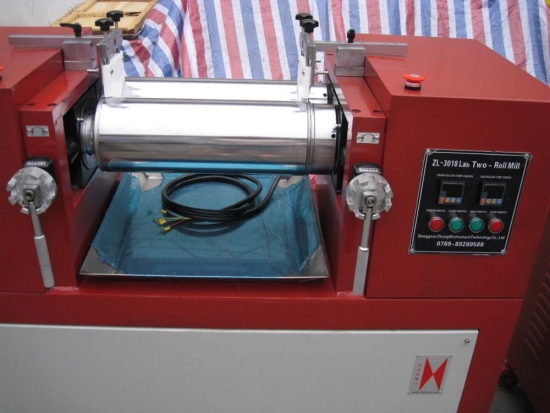Two Roll Mill for Compounding Rubber